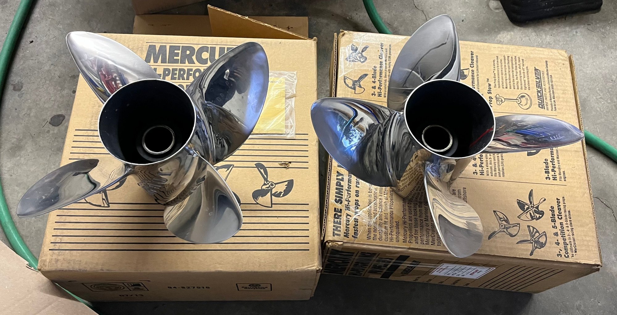 26 Bravo props - Offshoreonly.com