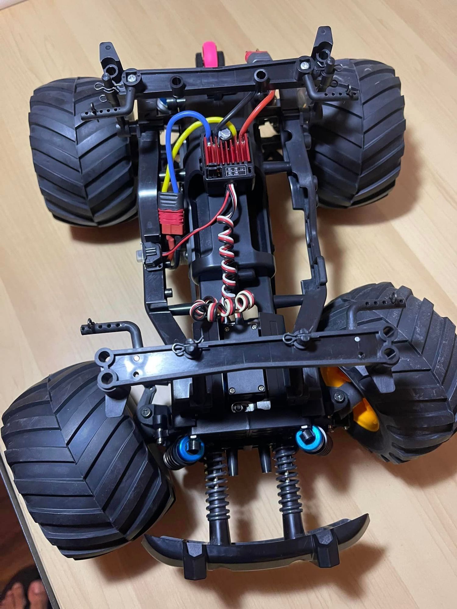 Custom Stretched WR02 "Lunchbox II" - R/C Tech Forums