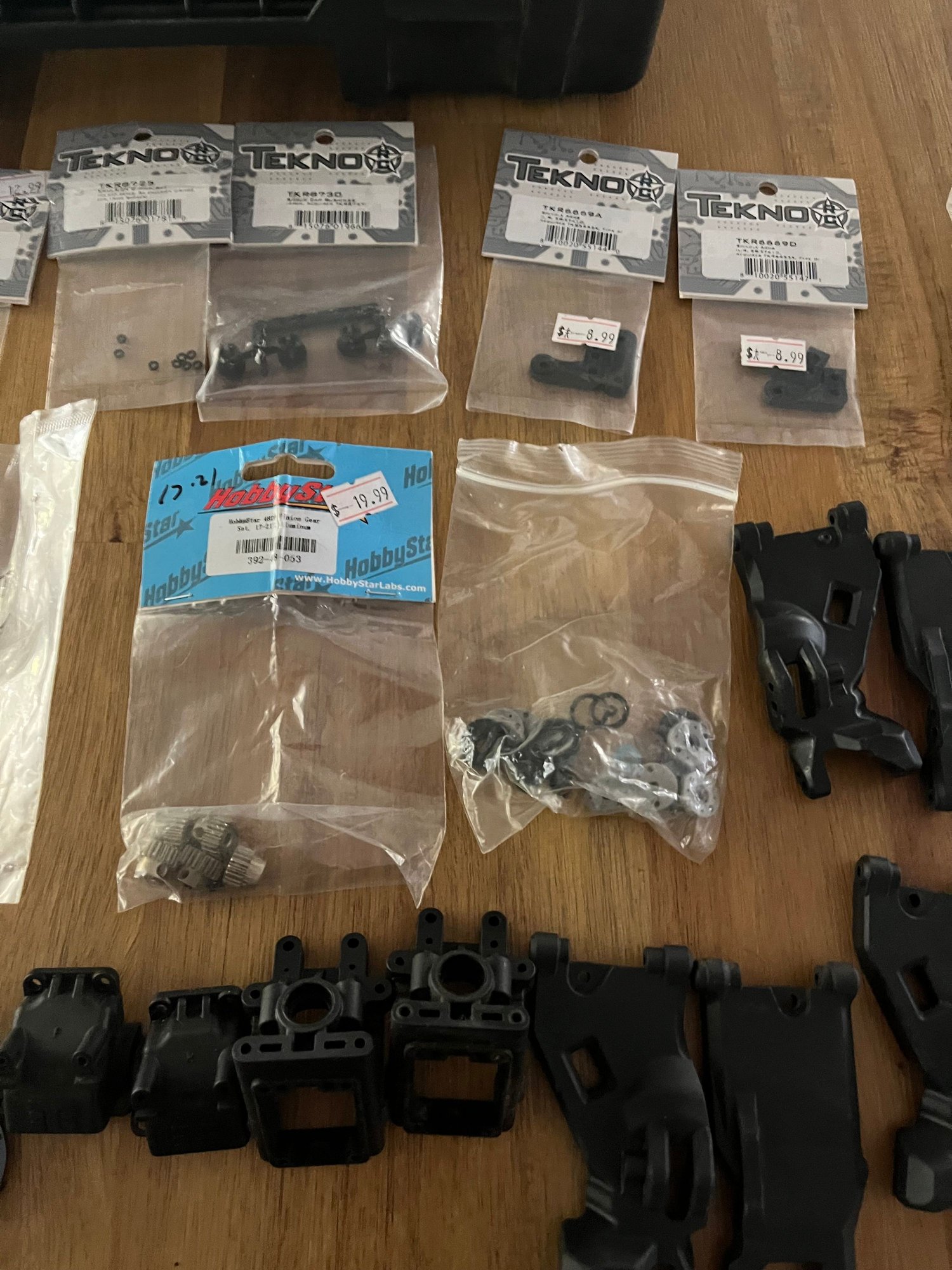 Tekno Eb410/Et410 parts lot - R/C Tech Forums