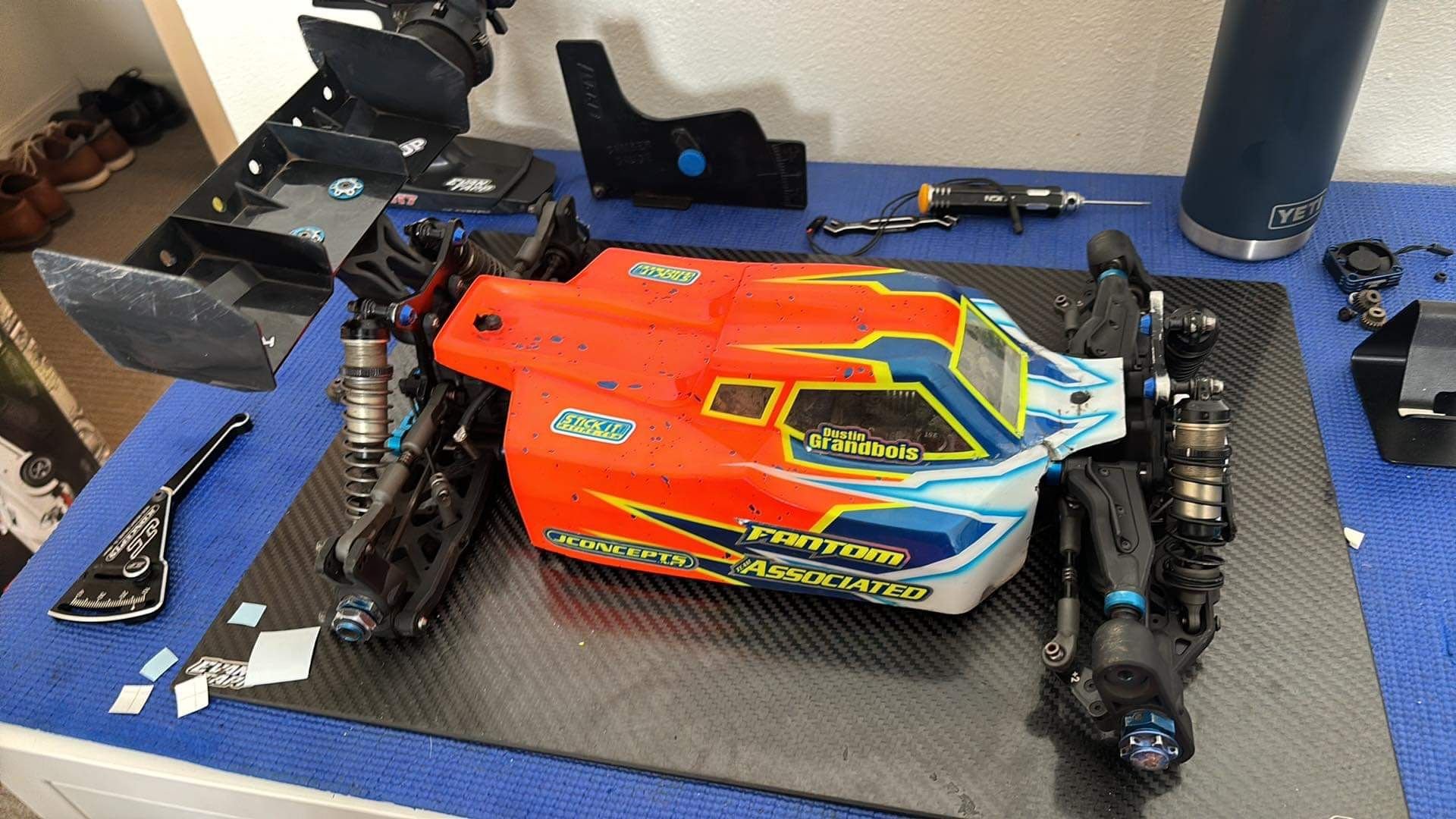 RC8B4E for sale - R/C Tech Forums