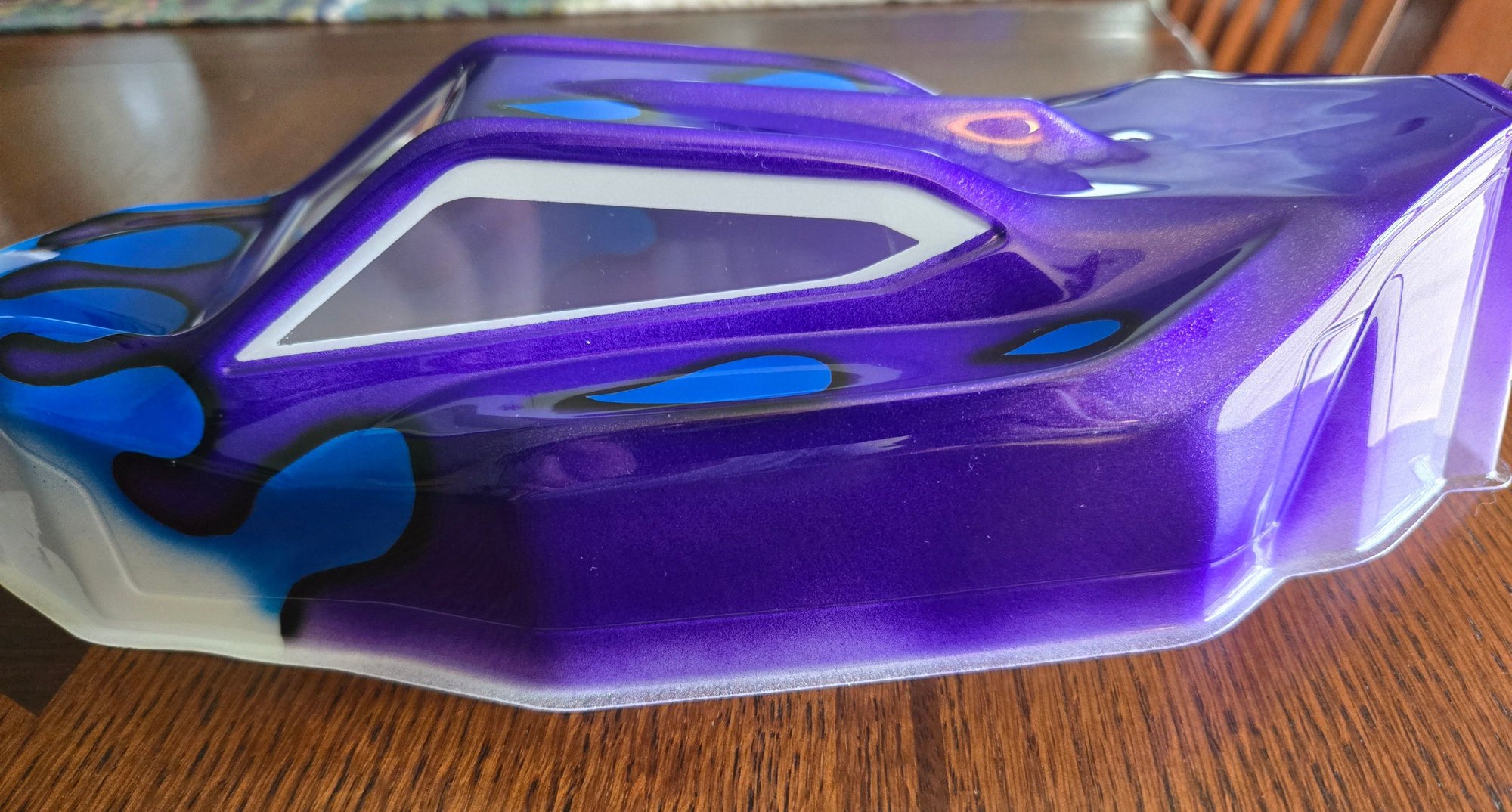 New Custom Painted b7 b7d Associated body with clear wings and decals ...