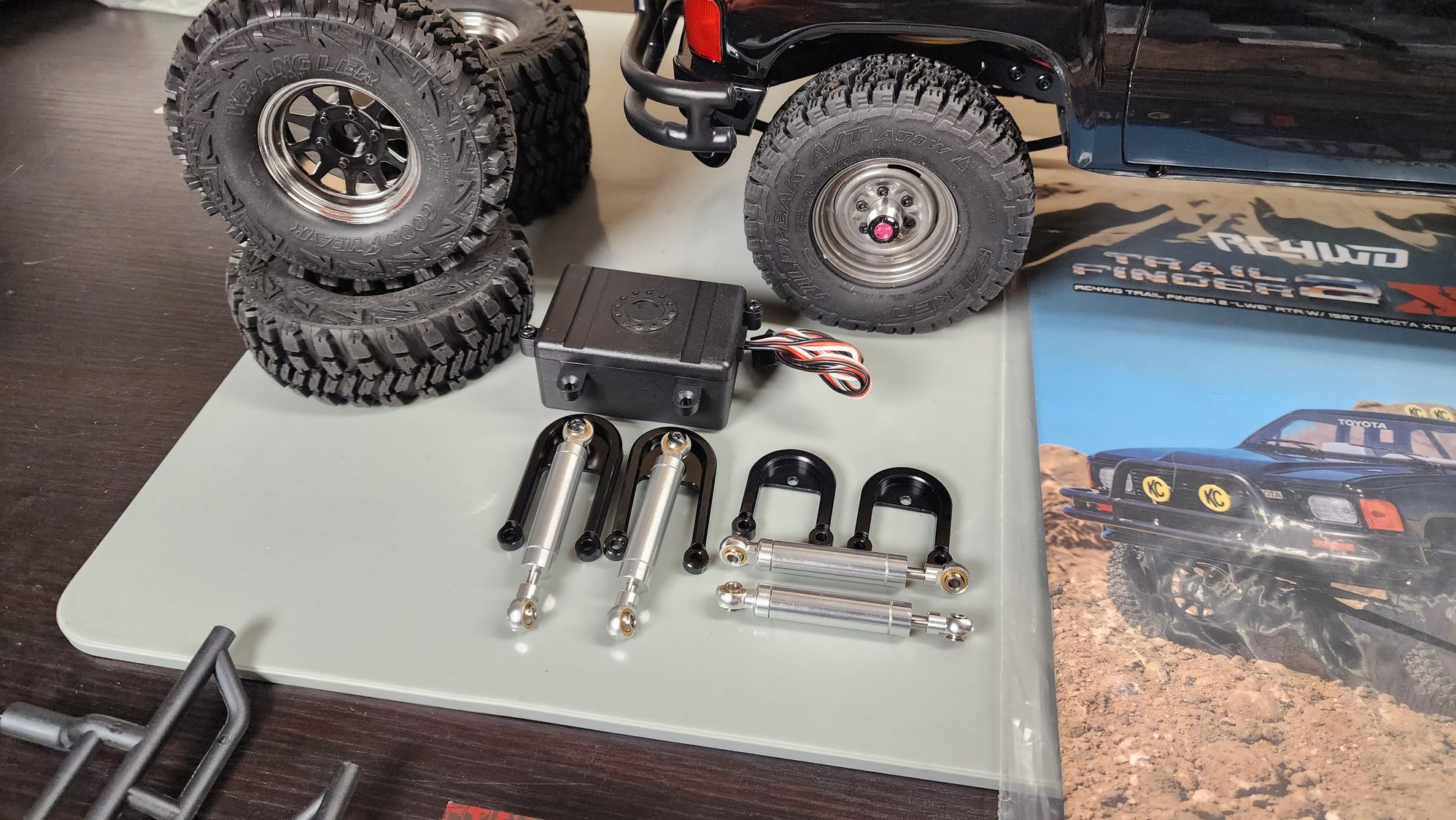 RC4WD TF2 Scale Crawler RTR - Back to the Future - Connecticut - R/C ...