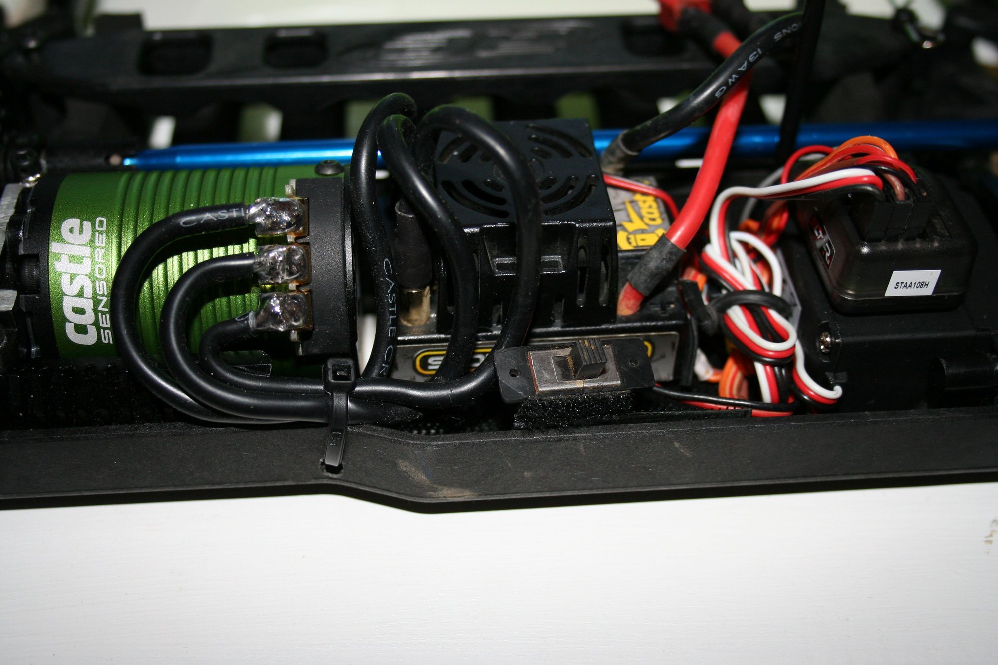 TC4 with New Castle Brushless,new rx/tx,ectras and RTR,,Like New ...