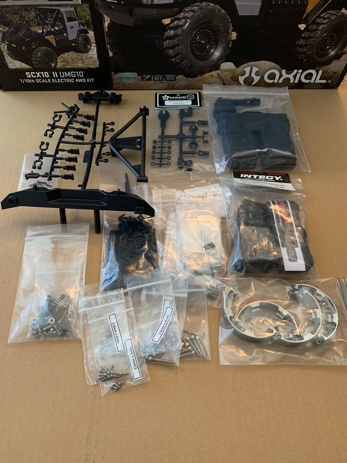 FS: Axial Custom UMG10 Unimog 90% Assembled w/ Many Hop-ups - R/C Tech ...