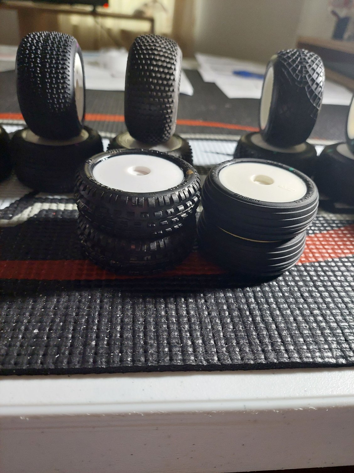 mini b and mini t tires brand new - R/C Tech Forums
