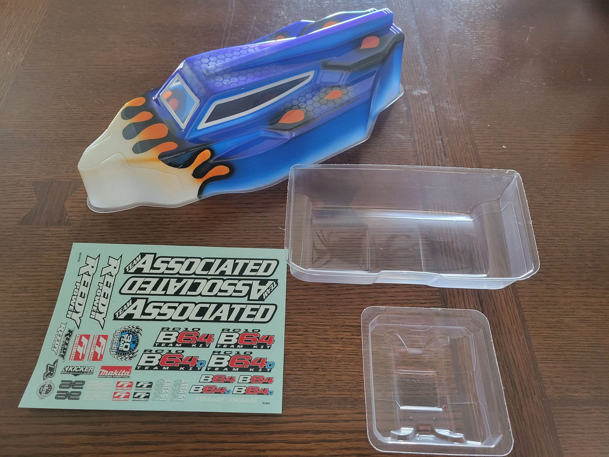 New custom Painted rc10 b6.4 body, clear wings and decals - R/C Tech Forums