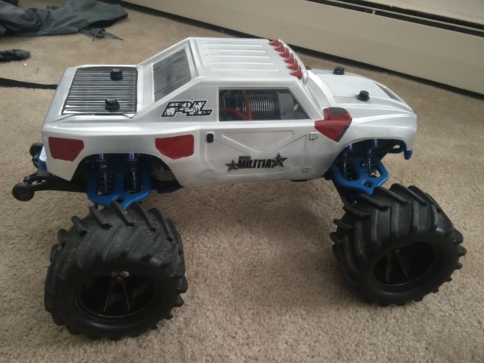 Traxxas emaxx, lots of RPM, upgraded - R/C Tech Forums