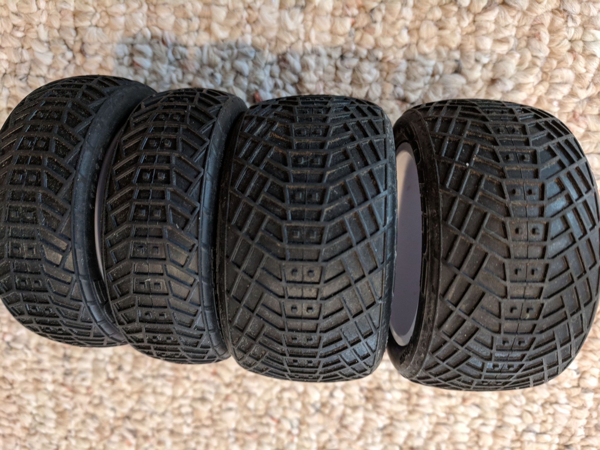 Proline Positron 2wd tires, full set, mc compound - R/C Tech Forums