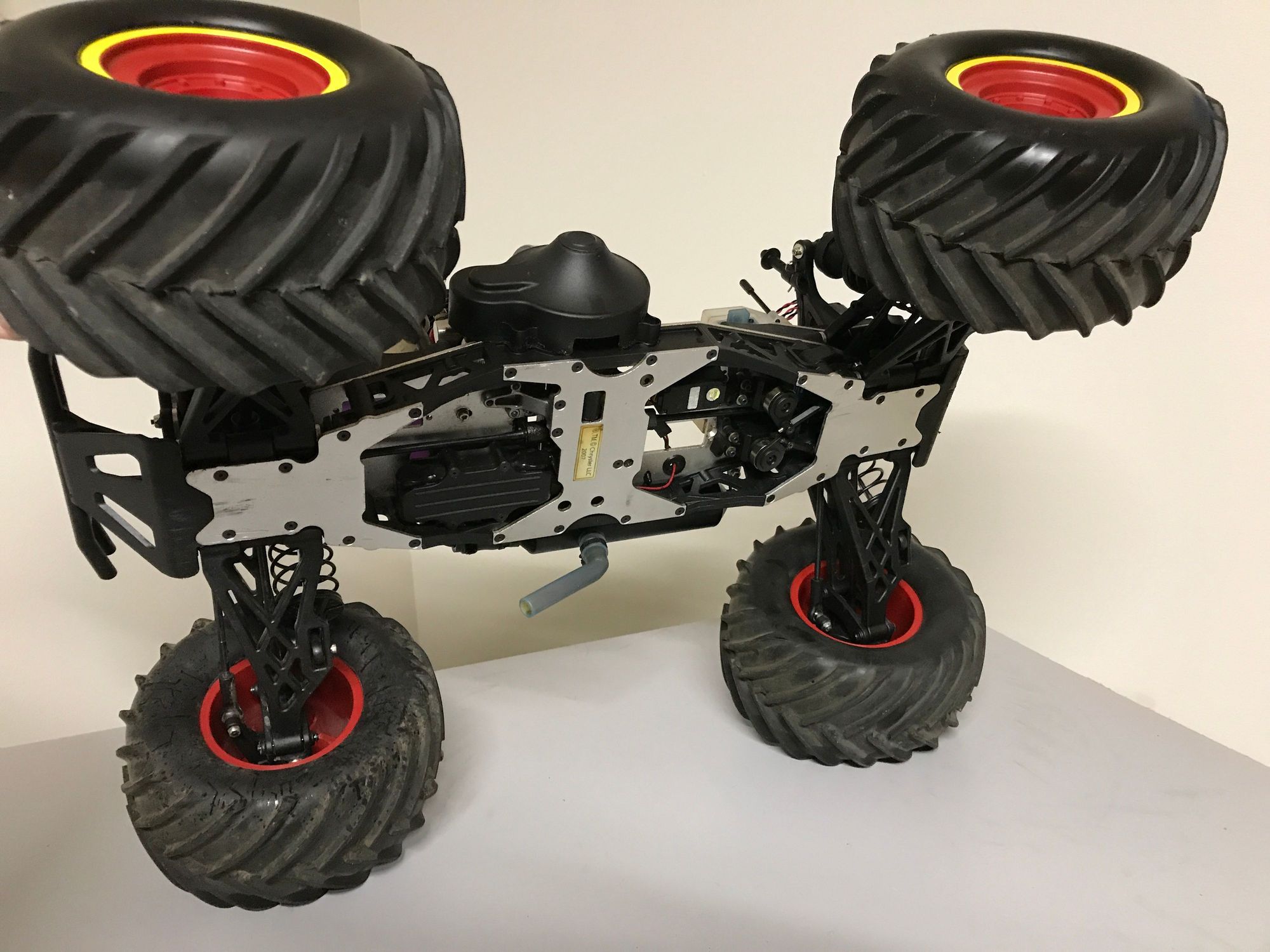 1/8 LOSI RAMINATOR NITRO MONSTER TRUCK-LIKE NEW - R/C Tech Forums