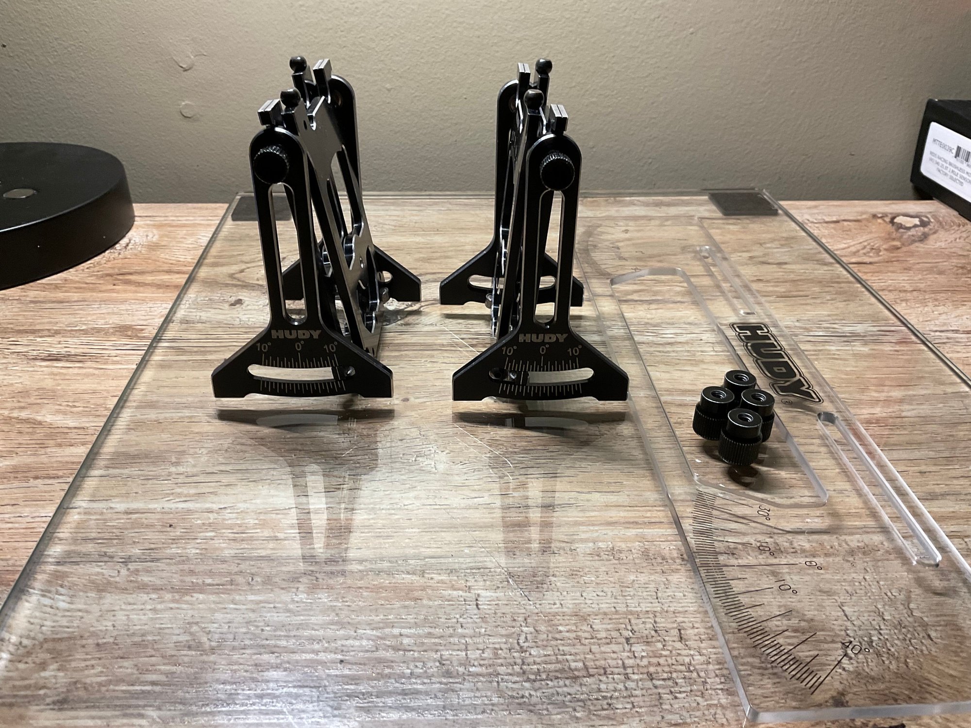 SkyRC 35 amp Discharger, ICharger DUO 406 and HUDY setup station - R/C ...