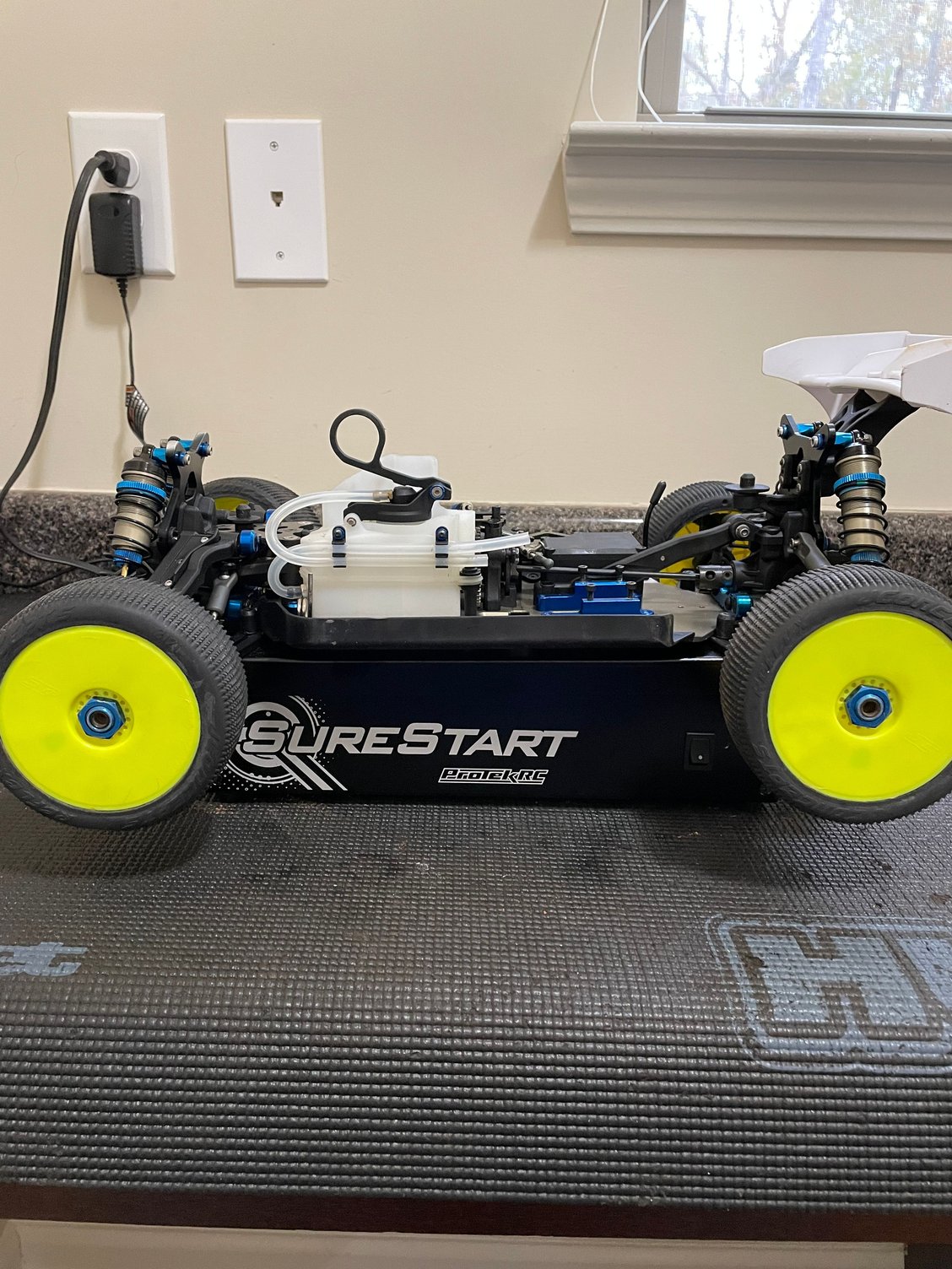 Team associated rc8b4 nitro roller - R/C Tech Forums