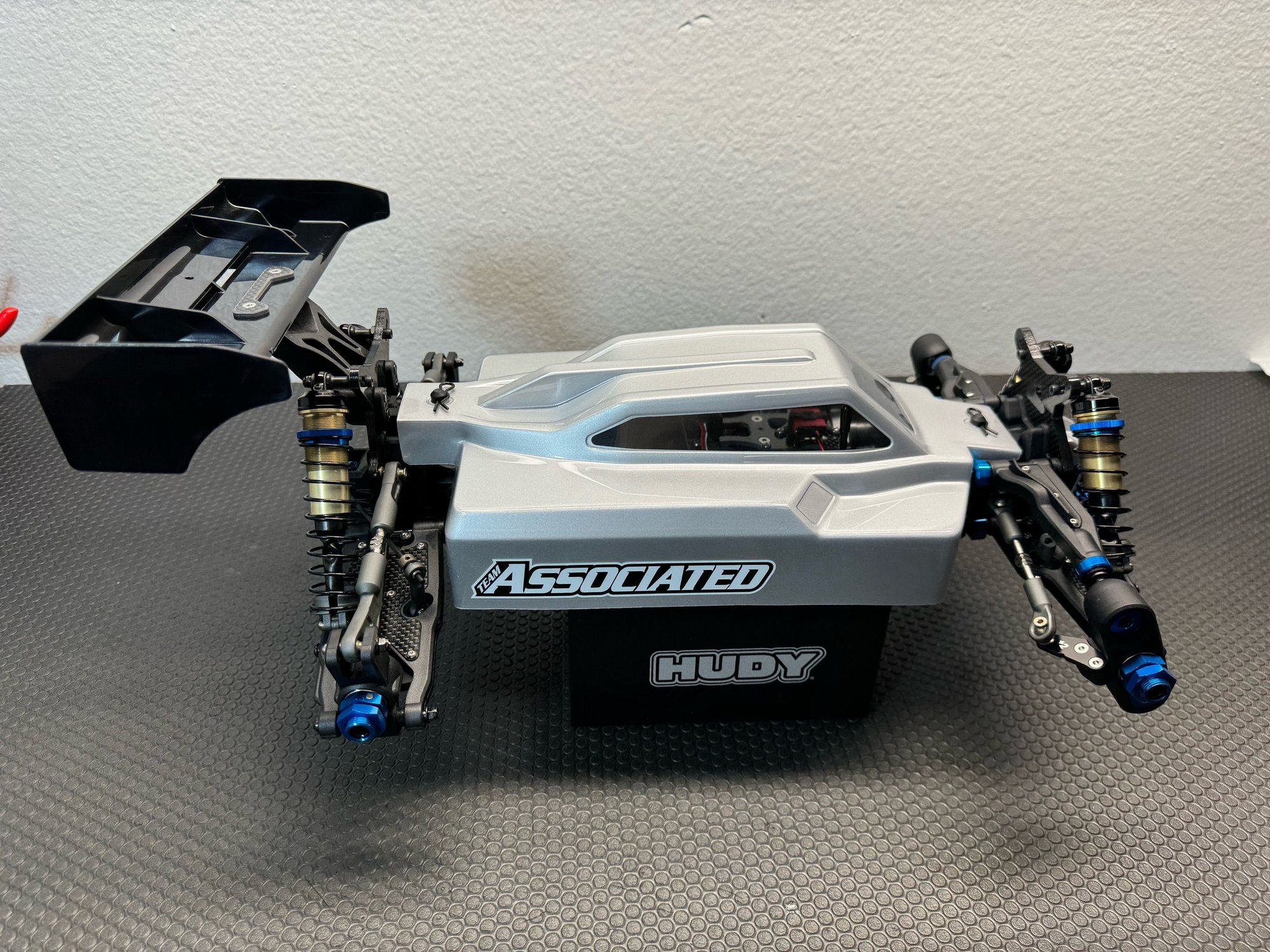 New Associated RC8B4e Upgraded BND - R/C Tech Forums