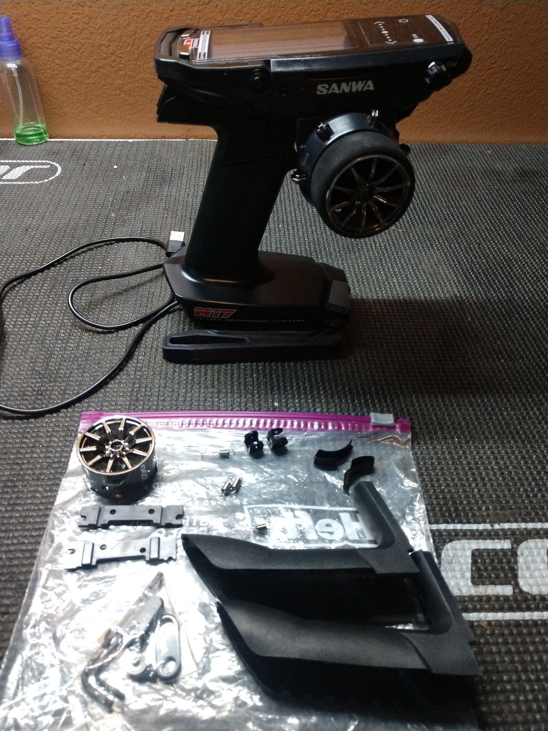 Sanwa M17 with wireless charging - R/C Tech Forums