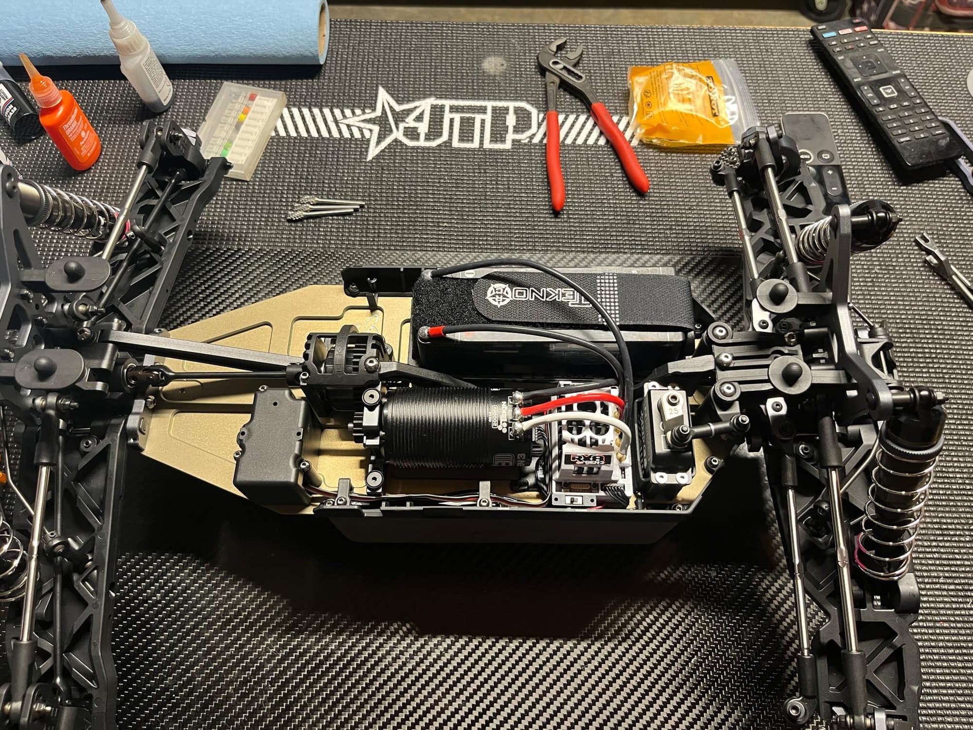 Tekno RC ET48 2.2 1/8th Electric Truggy - Page 5 - R/C Tech Forums