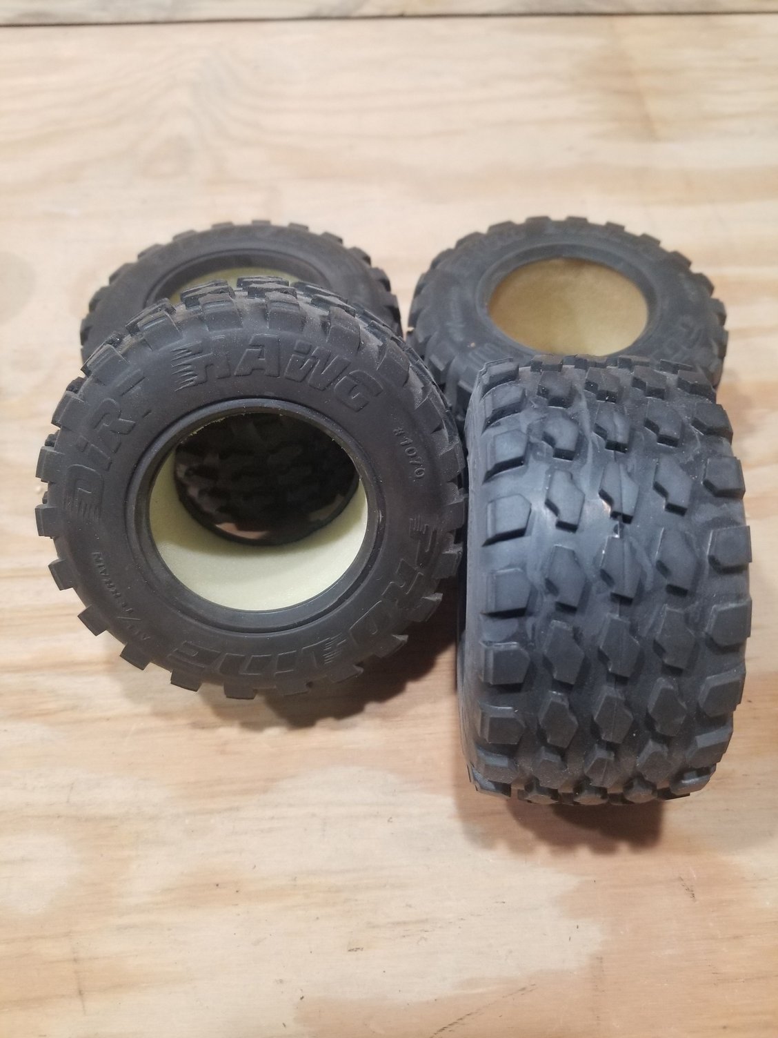 Pro line Dirt Speed Road Hawgs 2.2 tires X3 Hpi 2.2 wheels X2 - R/C Tech Forums