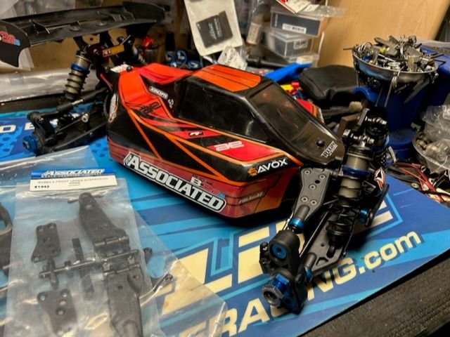 Team Associated b3.2e ARTR - R/C Tech Forums