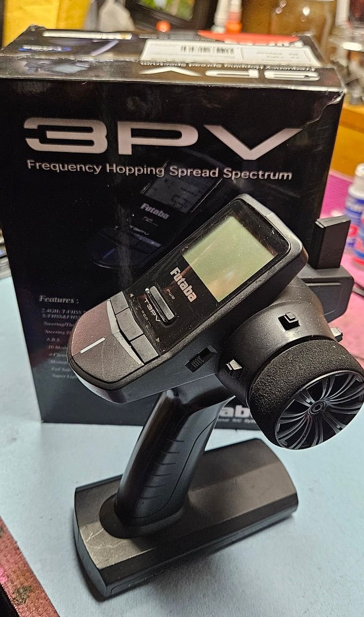 Futaba 3PV, 4PV and Receivers - R/C Tech Forums