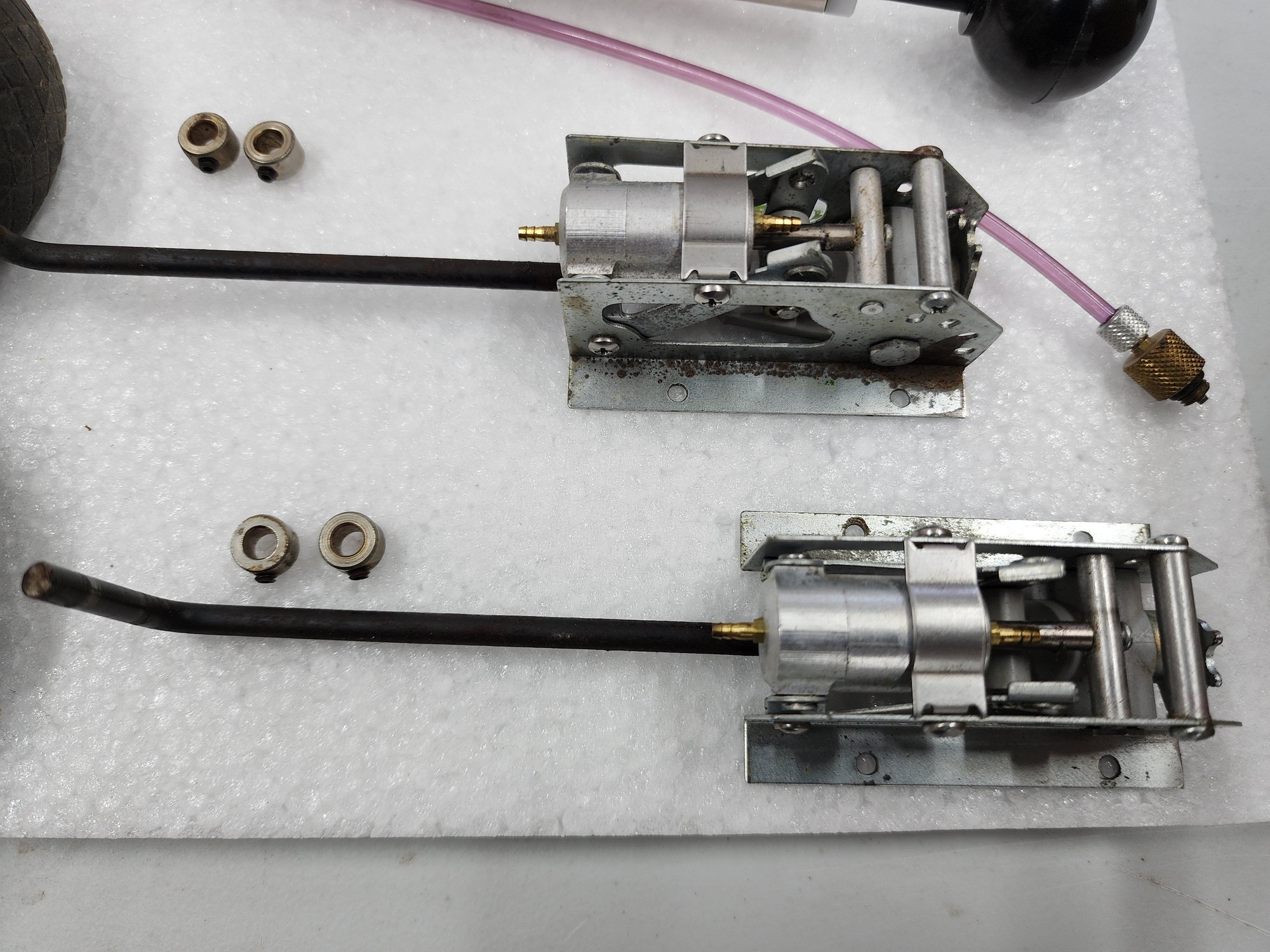 Robart 615 Series Pnuematic Retracts & Parts 60 Size Used - RCU Forums