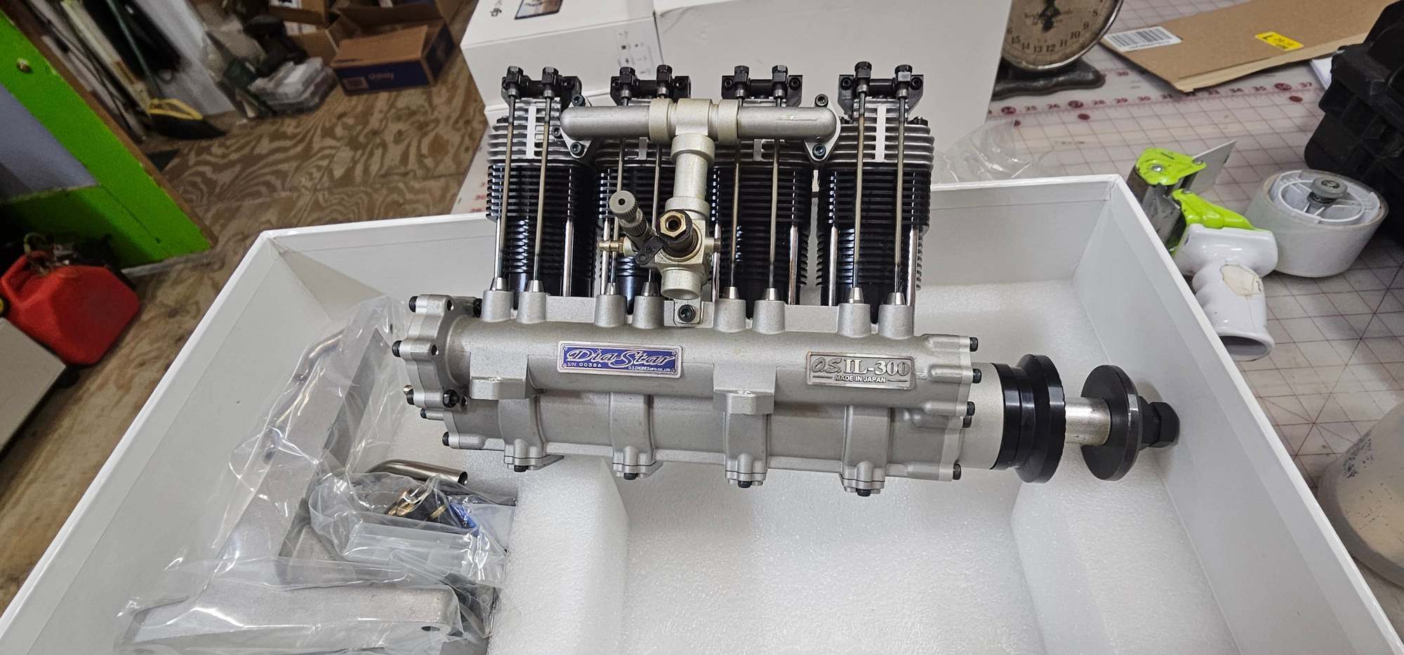 O.S. IL300 dia-star inline 4 cyl with collector exhaust - RCU Forums