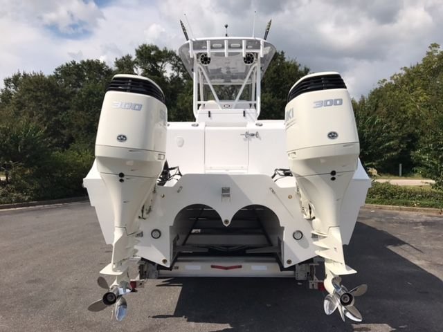 The Hull Truth - Boating and Fishing Forum - Catamaran twin engine ...