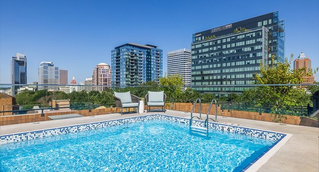 Elm Row Reviews - Portland, OR | 1525 Southwest Park Avenue | 57 ...