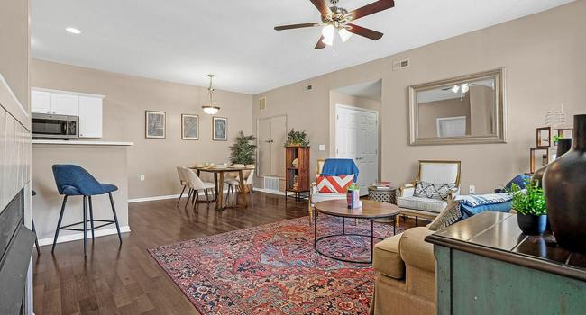 Marble Cliff Commons Reviews - Columbus, OH | 2828 Marblevista ...