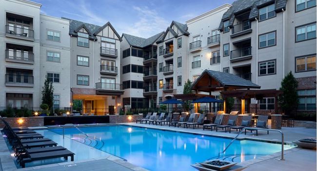 Mission 106 Reviews - Leawood, KS | 3701 West 106th St. | 3 Apartment ...