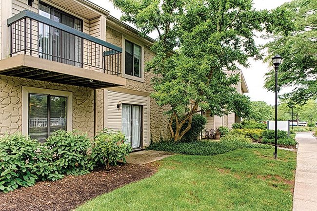 Hunters Glen Apartments - 418 Reviews | Plainsboro, NJ Apartments for ...